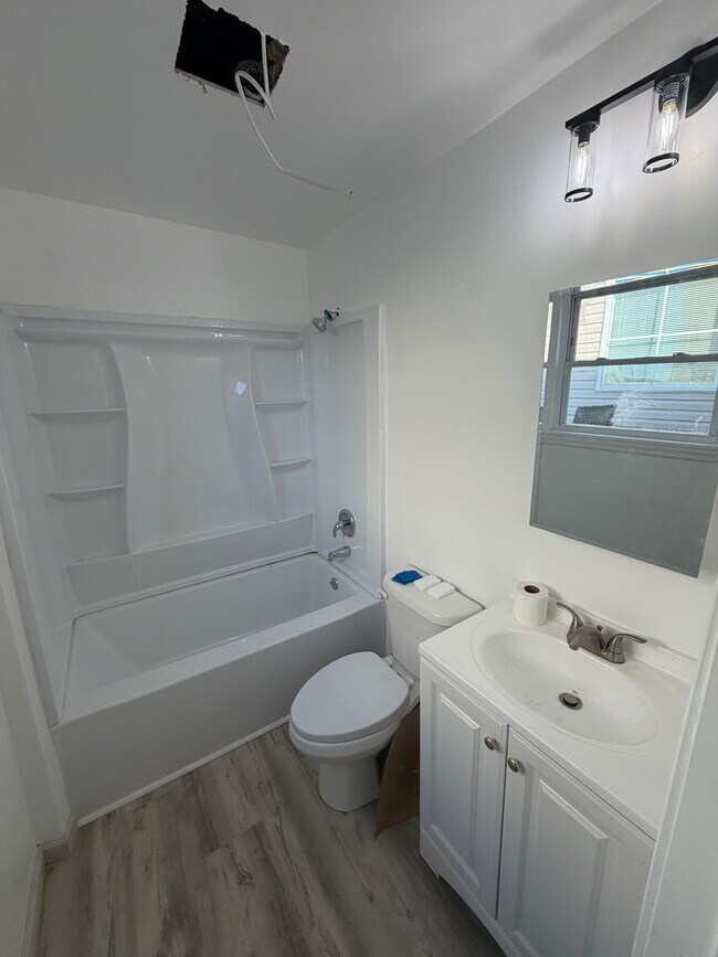 1658 W Riverside Dr Off-Campus Housing, Atlantic City, NJ