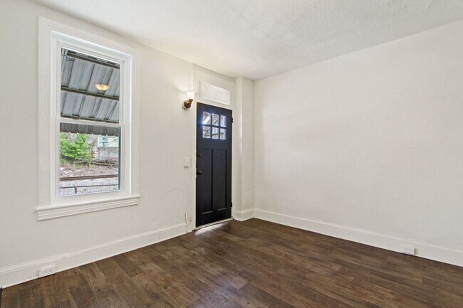 Coming Soon Spacious Four-bedroom located ... Rental - House Rental in ...