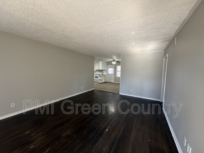 1017 E 38th Pl Off-Campus Housing, Tulsa, OK