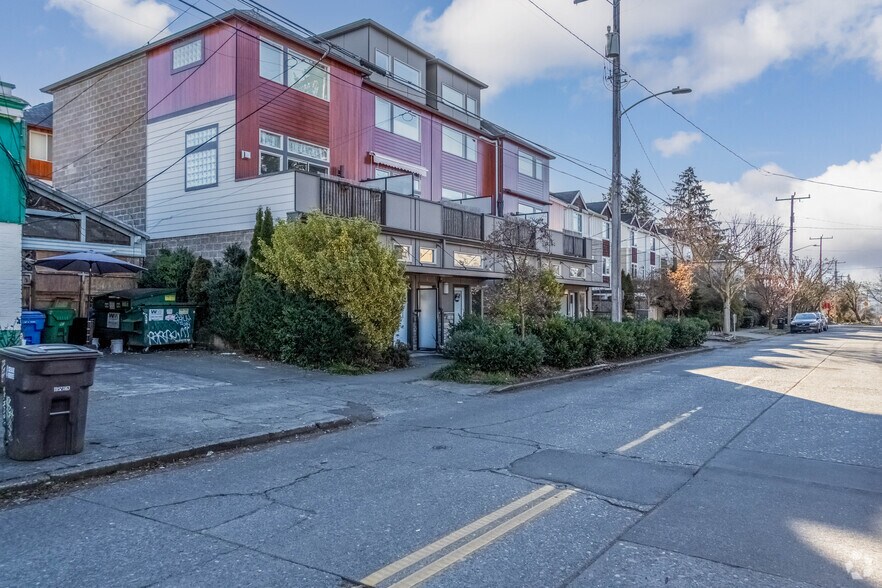4418 Meridian Ave N | Seattle, WA | ForRent.com