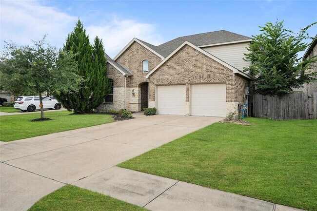 13107 Spear Trail Court - House Rental in Rosharon, TX | ForRent.com