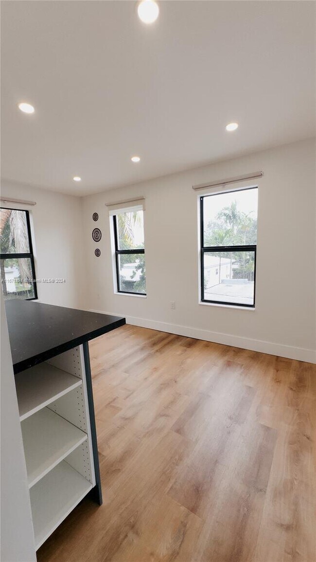 4224 SW 60th Pl Unit 3 - Miami, FL | ForRent.com