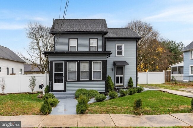 14 Zane St Off-Campus Housing, Glassboro, NJ