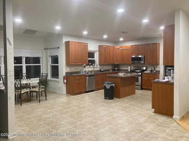 6 Stevens Way - House Rental in Manchester Township, NJ | ForRent.com