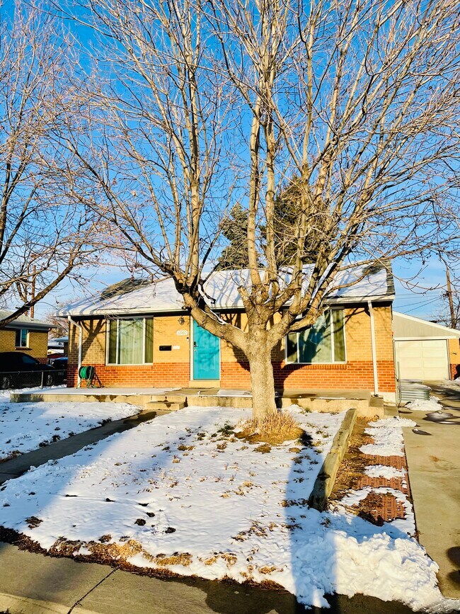 6980 Ruth Way House Unit Fully Furnished 2-Bedroom - House Rental in ...