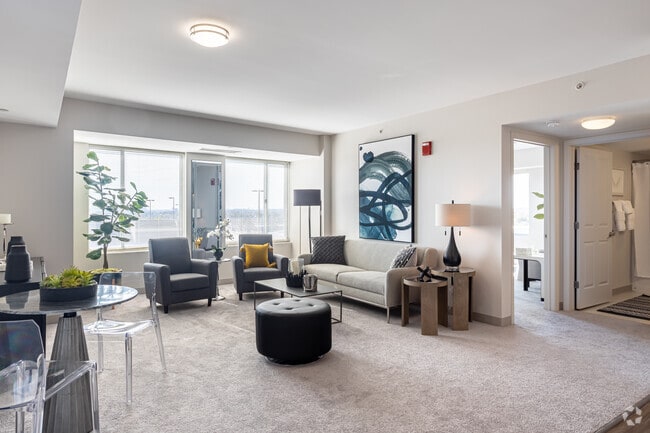 Northeastern University | Off-Campus Housing Search