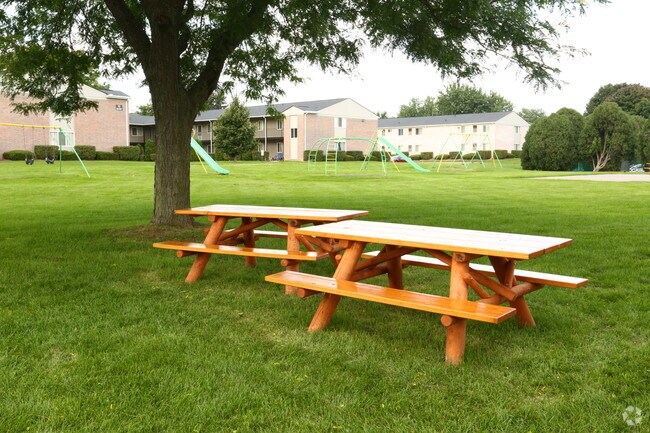 Stoneybrooke Apartments For Rent in Canton, MI | ForRent.com