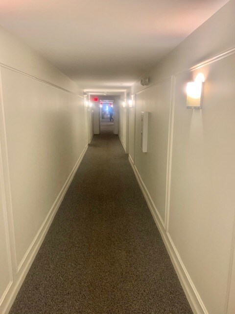 5201 Carriage Way Dr Unit 103 - Condo for Rent in Rolling Meadows, IL ...