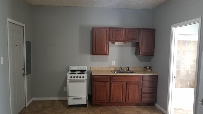 518 S 5th St Apartment For Rent in Terre Haute, IN | ForRent.com