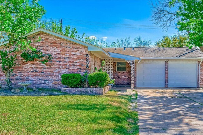 5838 Reed Rd - House Rental in Houston, TX | ForRent.com
