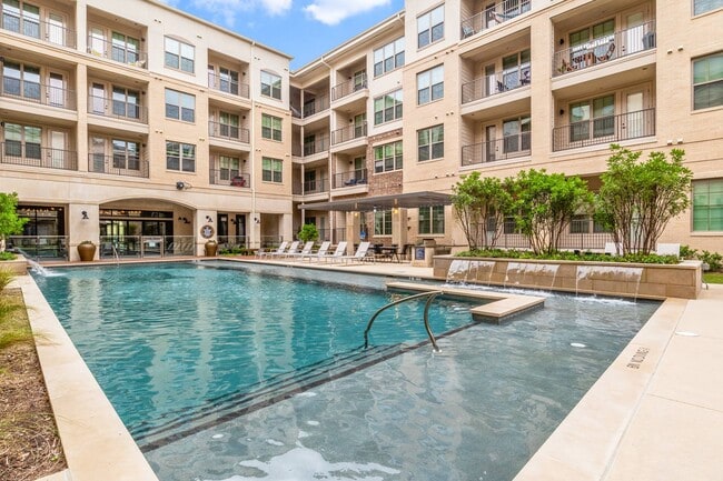 Addison Grove Apartments - Addison, TX | ForRent.com