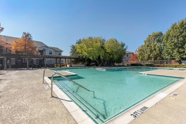 Landings at Bluff Ridge Apartments For Rent in Dallas, TX | ForRent.com