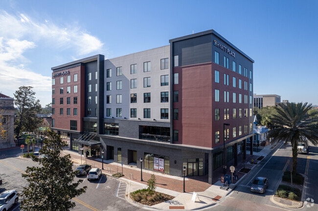 Magnolia Apartment Residences | University of Florida | Off-Campus ...