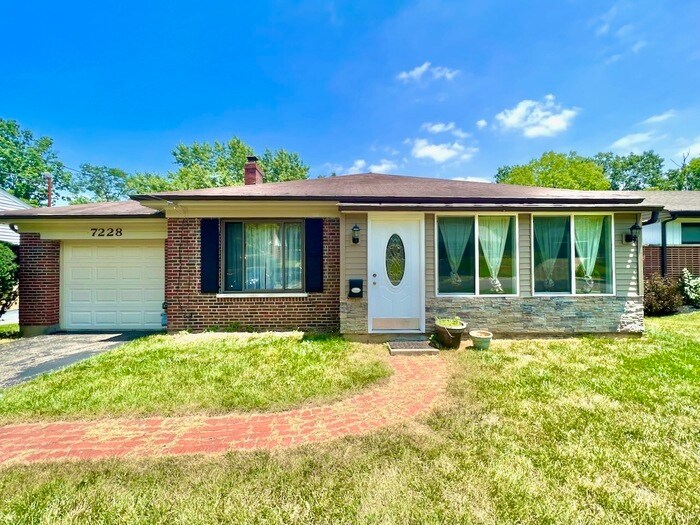 7228 Berwood Dr - House for Rent in Madeira, OH | ForRent.com