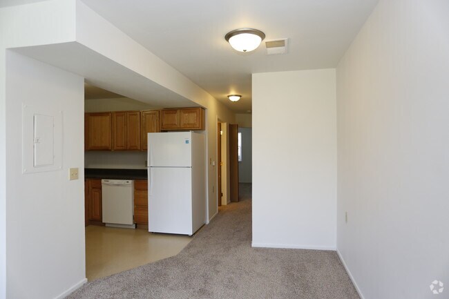 Summertree Rental Residences For Rent in Normal, IL | ForRent.com