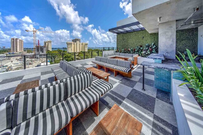 Biscayne 112 Apartments - Miami, FL | ForRent.com