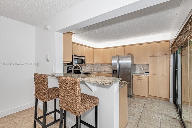 4700 SW 67th Ave Unit P8 - Condo for Rent in Miami, FL | ForRent.com