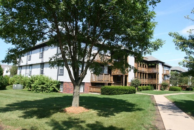 Alexandra Apartments For Rent in Cedar Rapids, IA | ForRent.com