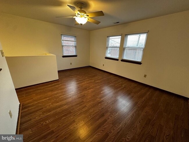 1439 Vista St Unit 2ND FL Off-Campus Housing, Philadelphia, PA