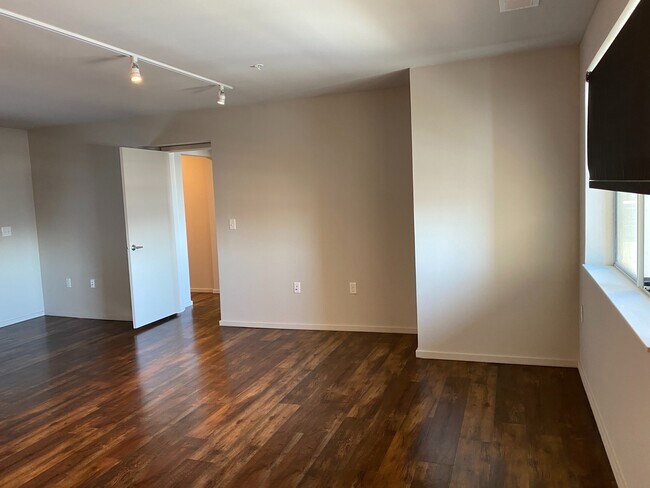 The Atlas Apartments | Creighton University | Off-Campus Housing Search