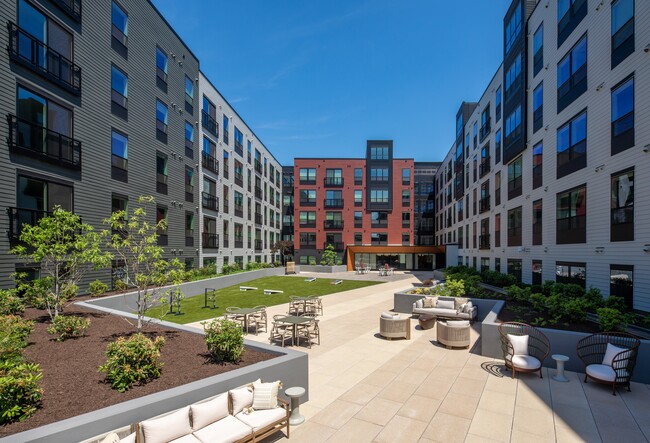Johns Hopkins University - Homewood Campus | Off-Campus Housing Search