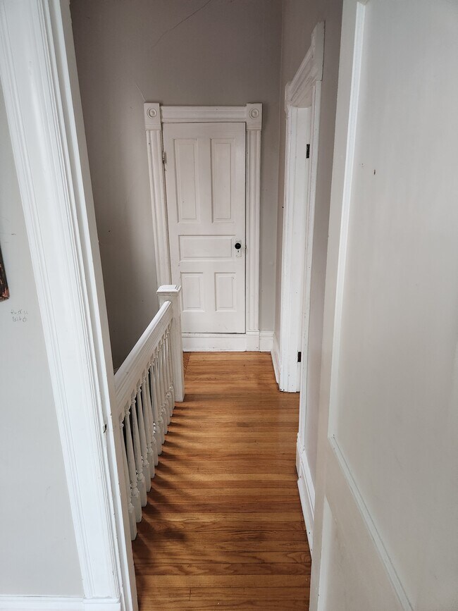 1039 Theobald St - Saint Louis, MO | ForRent.com