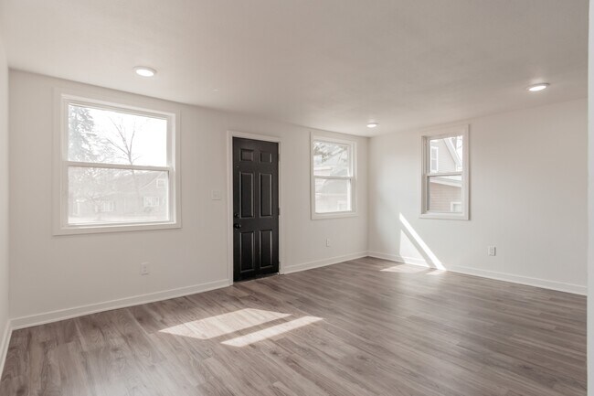 6838 Aylesworth Ave House - House Rental in Lincoln, NE | ForRent.com