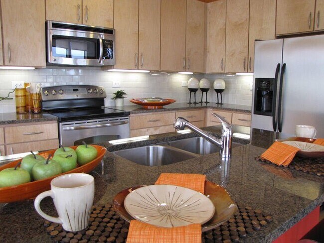 A 2 BR Worthy Of All Positive Words Descri... Unit B-2418 - Austin, TX ...