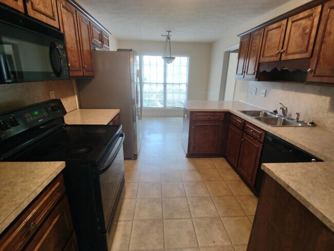 4 Bedroom - Near West Gate to Ft Moore Apartment - Phenix City, AL ...