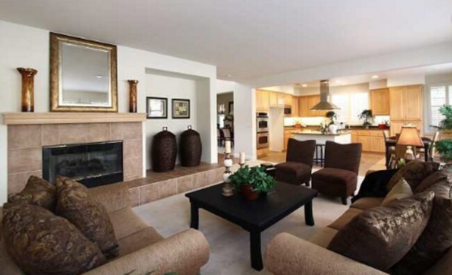 San Ramon Piccadilly Square 4 bed + loft /... - House Rental in San ...