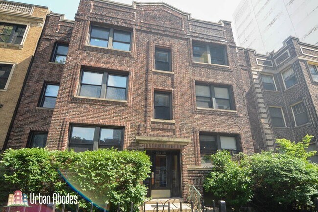 654 W Gordon Ter Apartments Unit 2E - Chicago, IL | ForRent.com