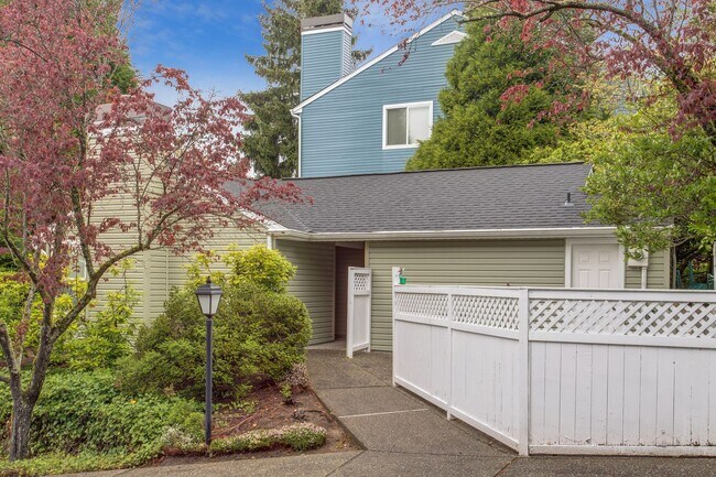 Beautiful 2bd, 2ba Condo Available in Perf... - House Rental in ...