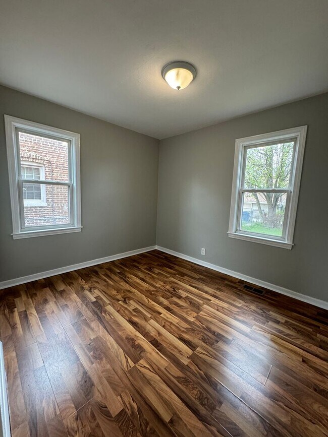 Beautiful 3-bedroom house for Rent AVAILAB... - House Rental in Calumet ...