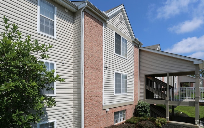 Pinnacle Pointe Apartments - Cincinnati, OH | ForRent.com