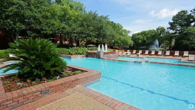 Vaughn Lakes Apartments For Rent in Montgomery, AL | ForRent.com