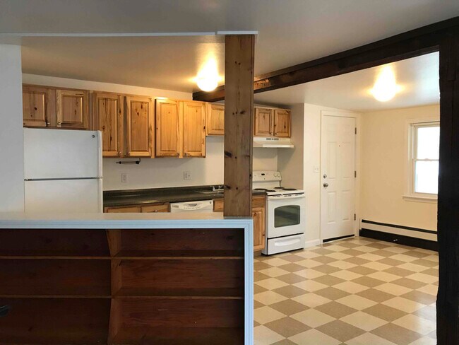 54 Old Concord Turnpike Unit 15 - Barrington, NH | ForRent.com