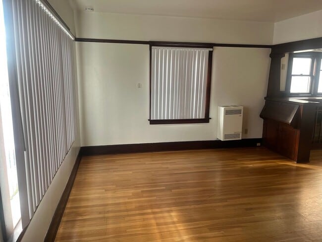 DEA-1061-KALMIA ST Unit 342 Off-Campus Housing, San Diego, CA