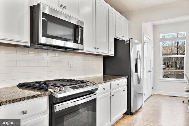 7819 Cove Point Dr - Townhome Rental in Manassas VA | ForRent.com