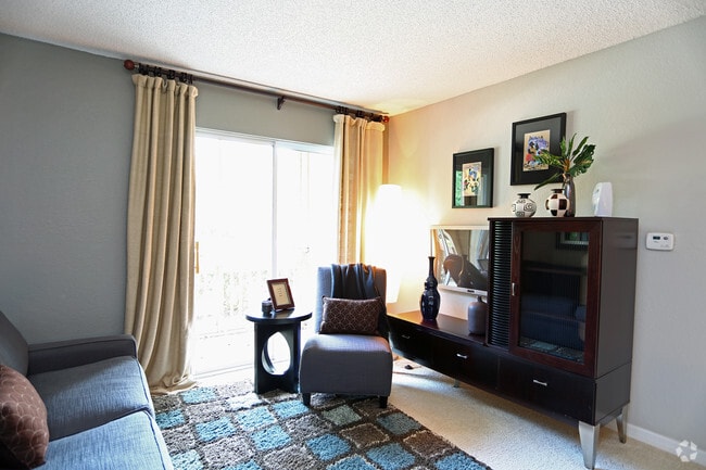 Vantage Point Condominiums - Saint Petersburg, FL | ForRent.com