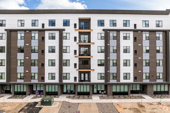 Solis at Jackson Station Apartments - Salt Lake City, UT | ForRent.com
