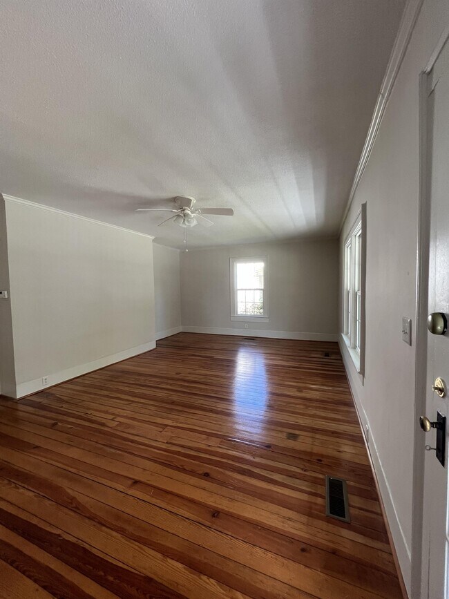 3356 N Contentnea St House - House Rental in Farmville, NC | ForRent.com