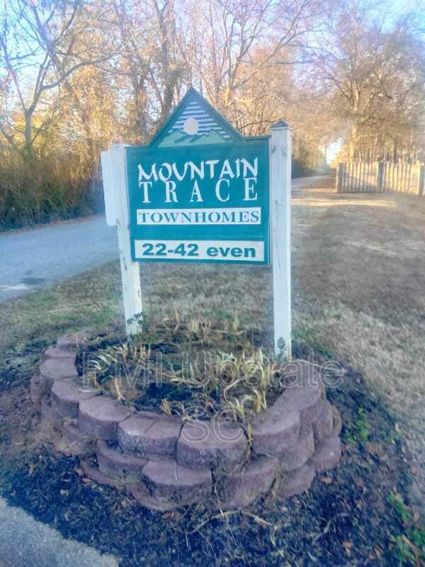 100 Buttercup Way Off-Campus Housing, Taylors, SC