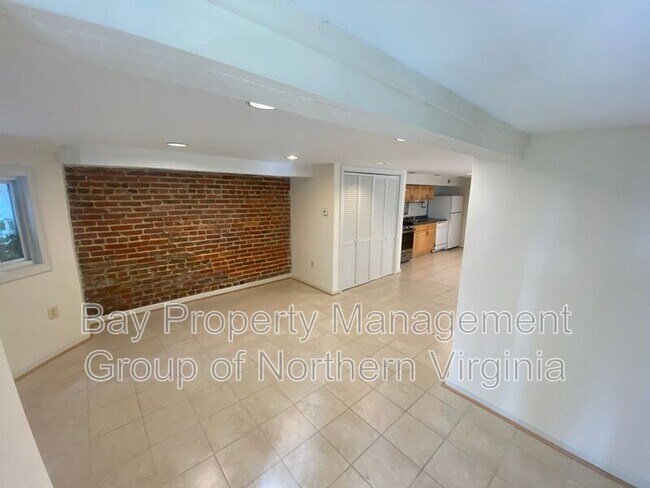 3157 18th St NW Unit 1 (Down) - Condo for Rent in Washington, DC ...