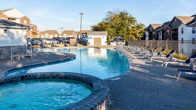 The Hangout | Student Housing Apartments - Starkville, MS | ForRent.com