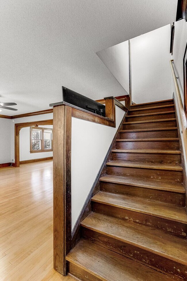 4 Bed 2 bathroom house in South Minneapolis Rental For Rent in ...