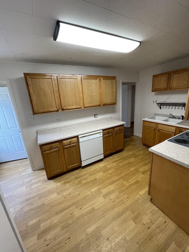 2089 E Whitmer St Rental - House Rental in Decatur, IL | ForRent.com