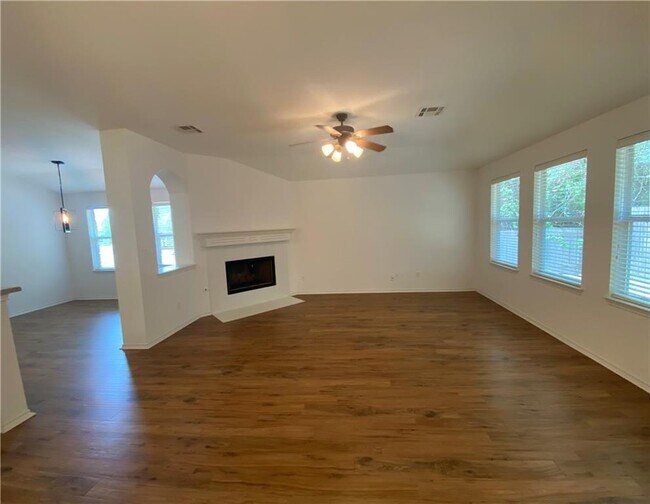 11608 Timber Heights Dr - House Rental in Austin, TX | ForRent.com