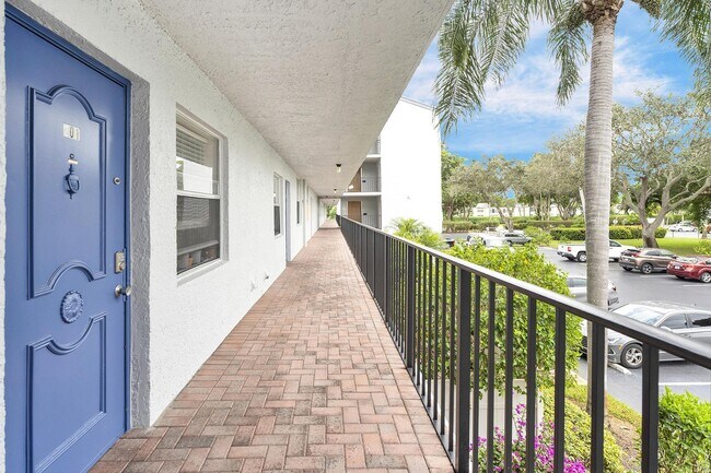 14701 Cumberland Dr Unit 2010 - Condo for Rent in Delray Beach, FL ...
