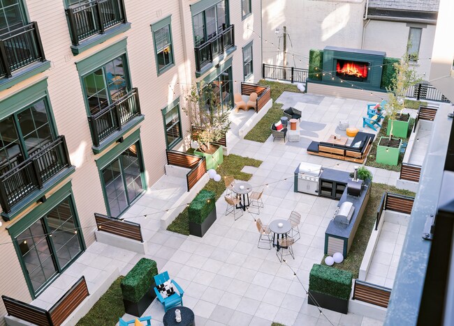 Topiary Park Crossing Apartments - Columbus, OH | ForRent.com