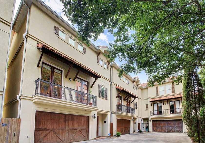 418 Lovett Blvd - House for Rent in Houston, TX | ForRent.com